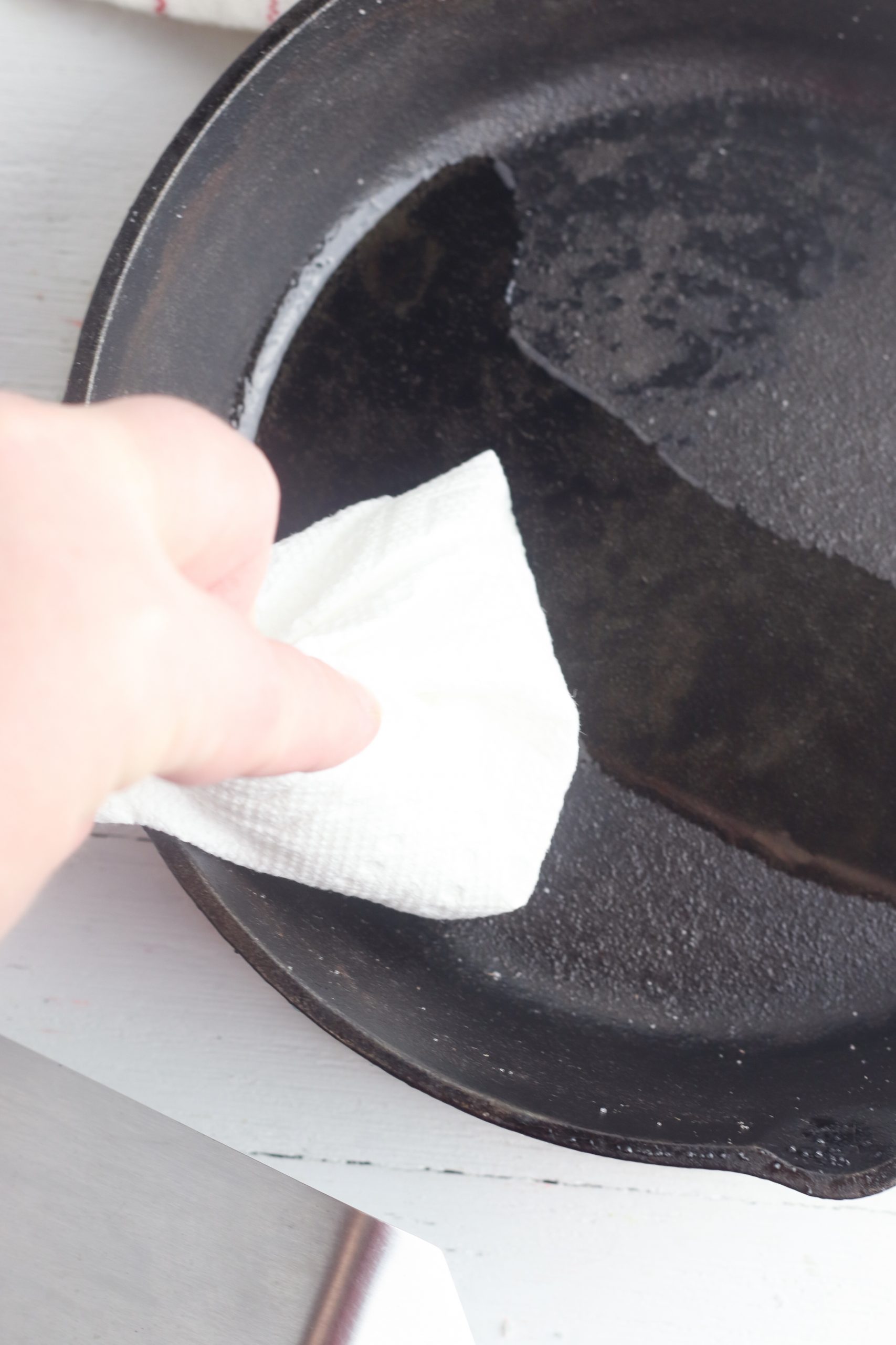 How to Clean a Cast Iron Pan - Pantry Escapades